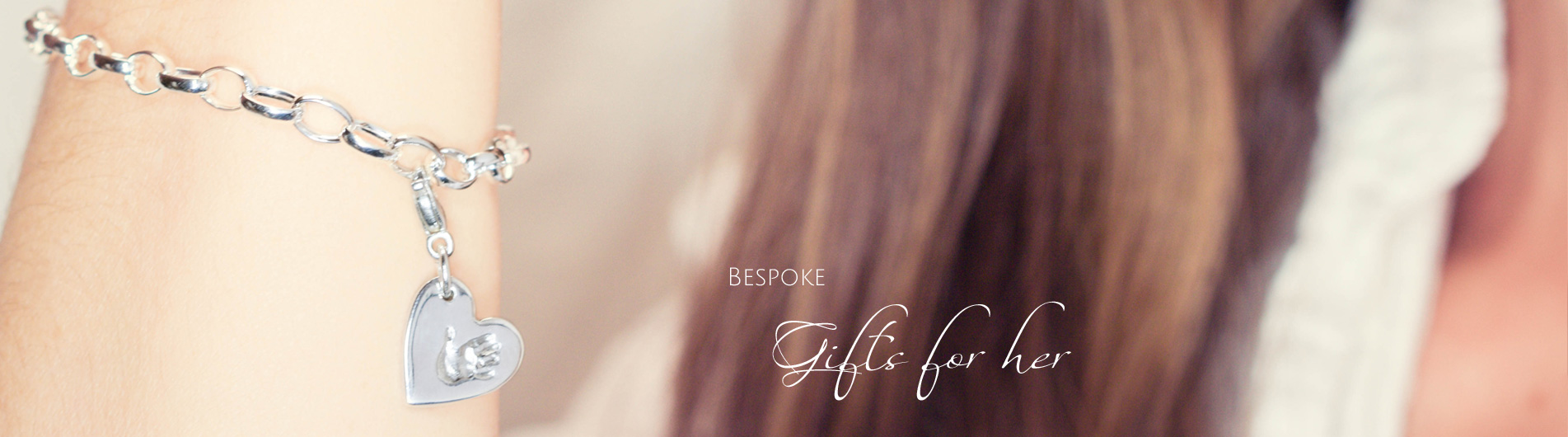 bespoke-gifts-for-women - FOYA Schmuckdesign